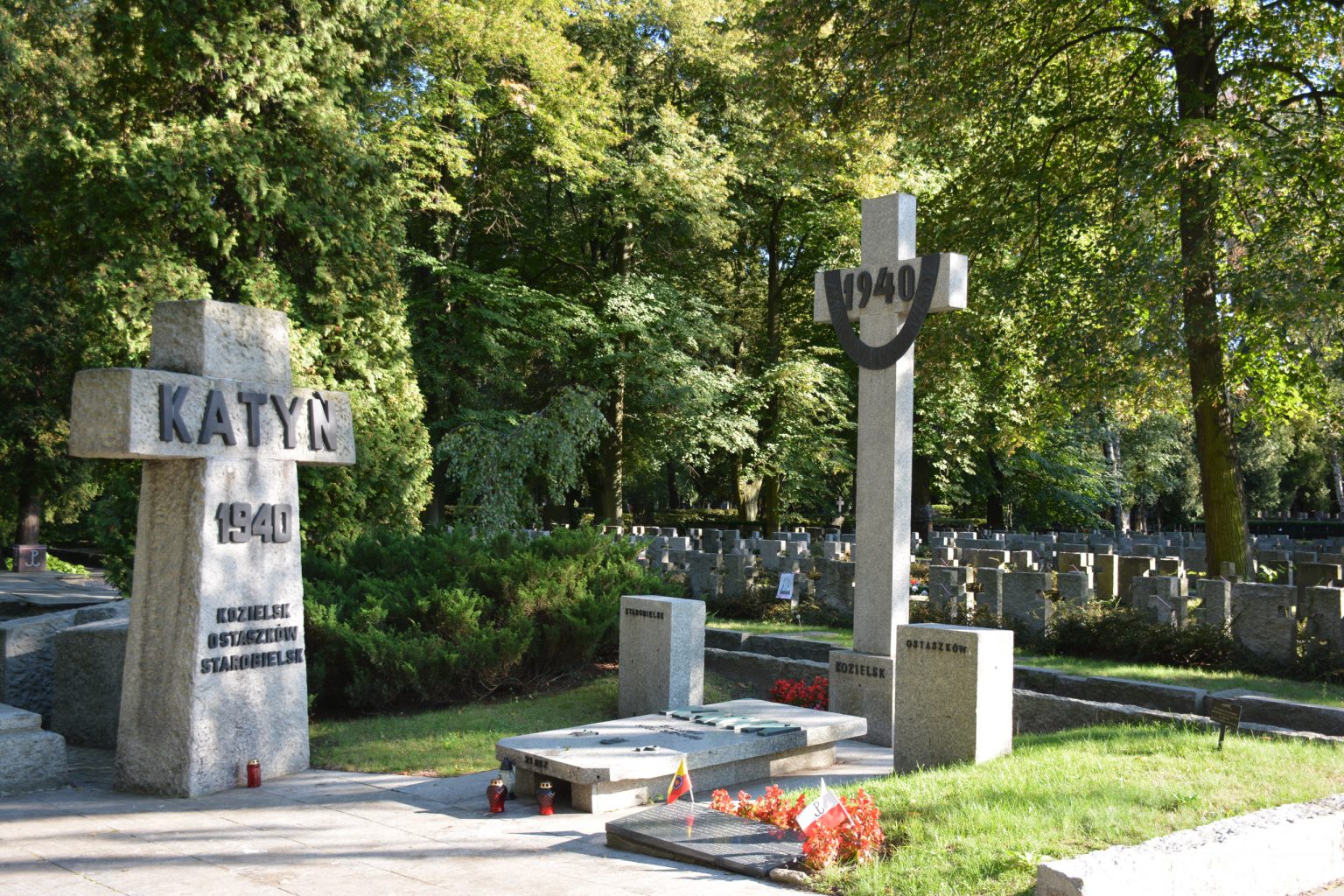 The Katyń massacre: human rights and the Katyń lie - Confronting Memories